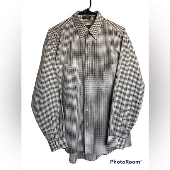 Van Heusen | Shirts | Euc Van Heusen Mens Long Sleeve Dress Shirt ...